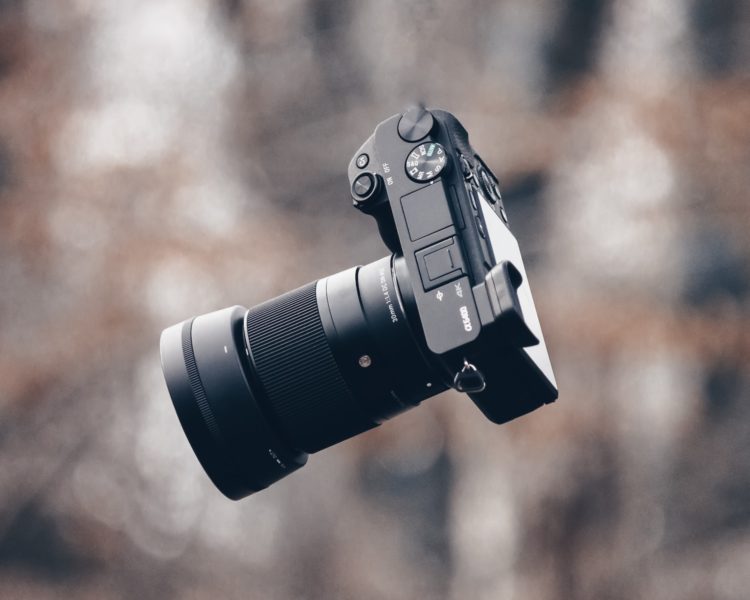 Demystifying Mirrorless Cameras: A Comprehensive Guide for Photography Enthusiasts | Luxury Activist